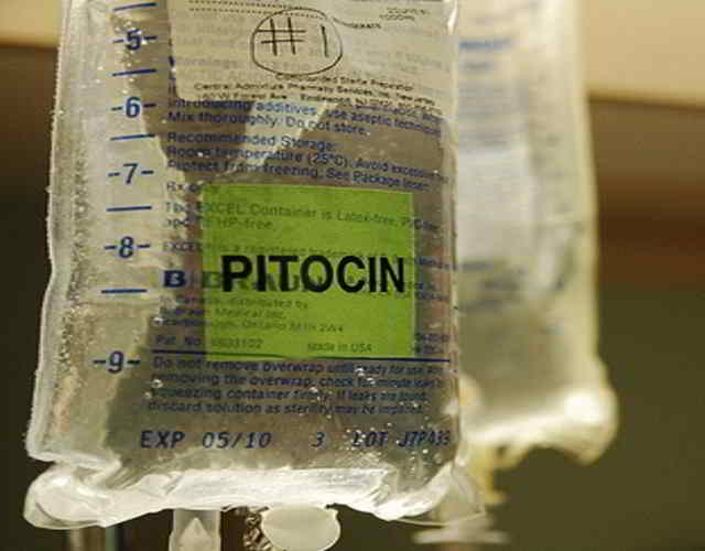 Los efectos buenos y malos del pitocín