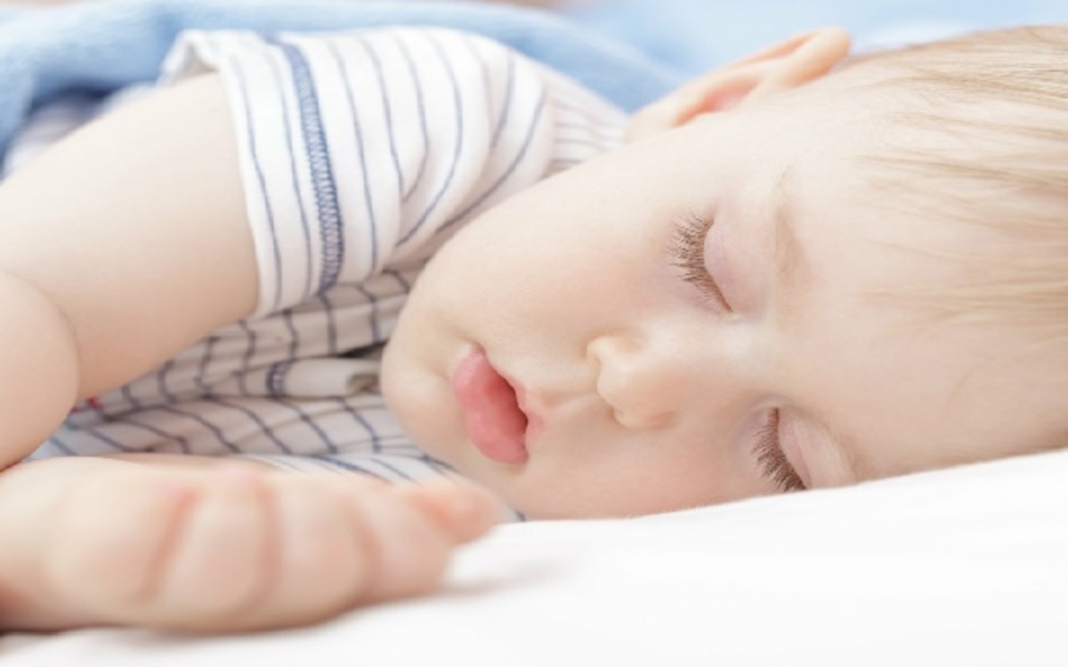 5 Mitos sobre los sueños del bebé